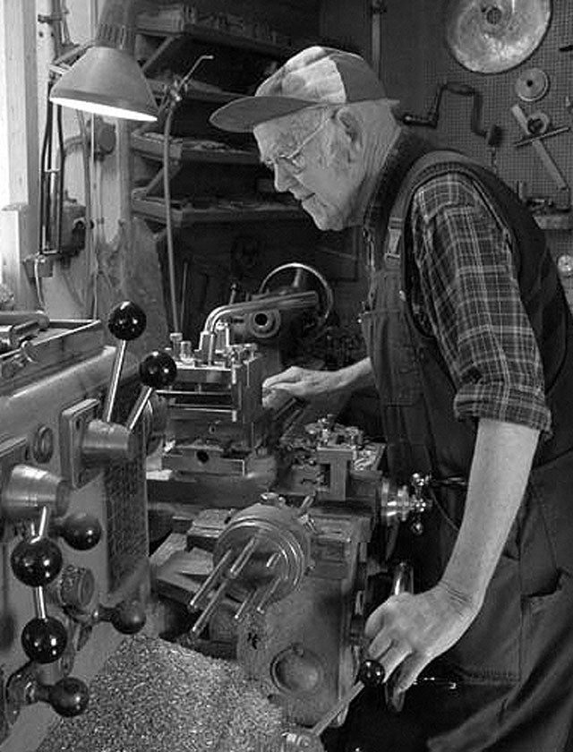 Arthur Pe for Kolbäck Studio – The Makers Guild