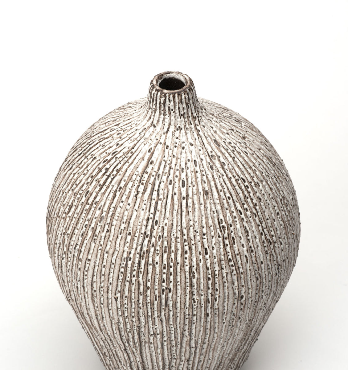 Incised Vases – The Makers Guild